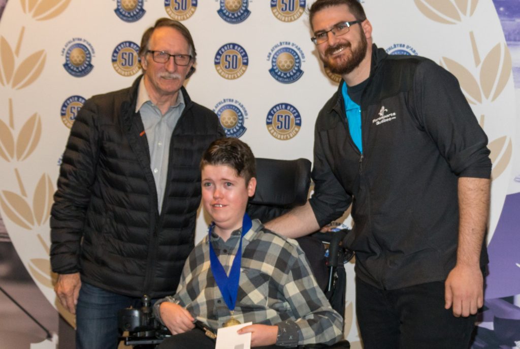 Les performances de Mathieu Desroches lui valent une bourse - Le ...