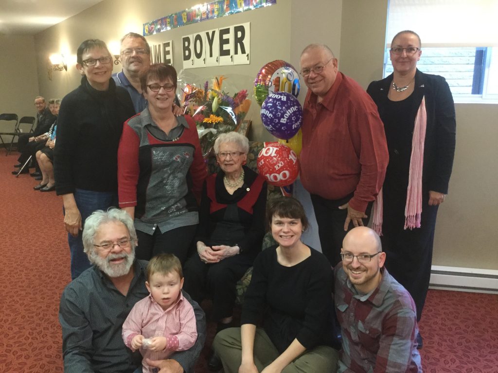 La résidence Rivière Richelieu fête sa première centenaire - Le Journal ...