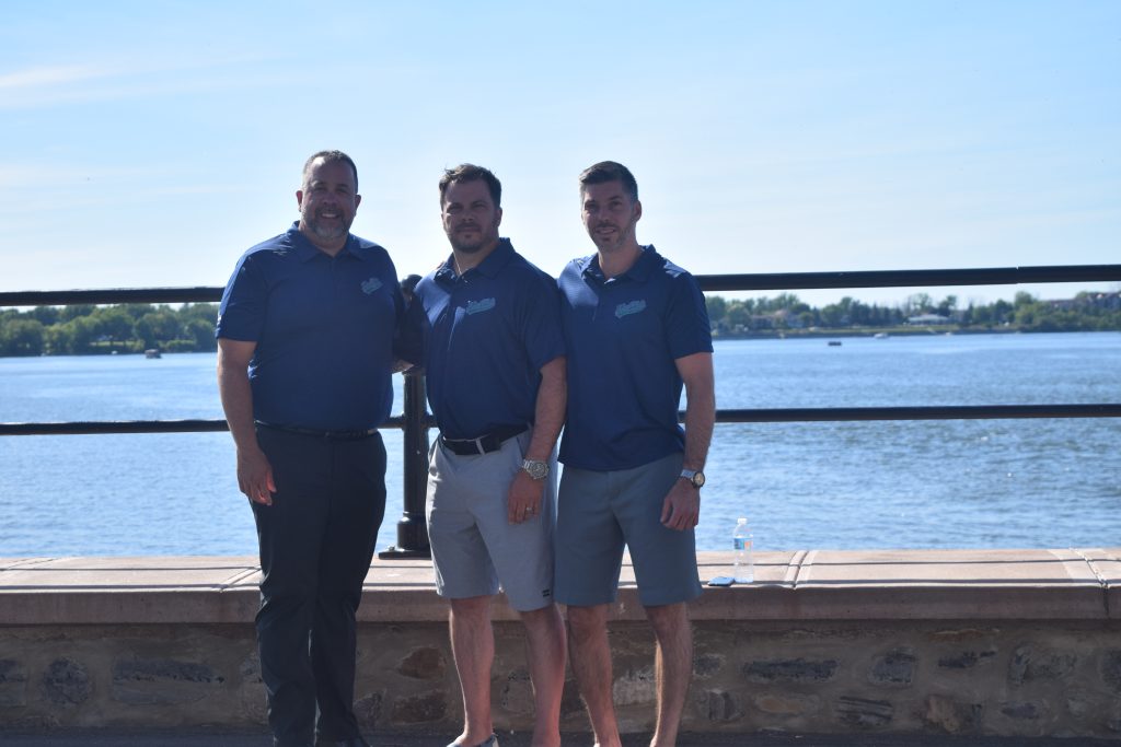 Jean-Daniel St-Martin nommé entraîneur-chef des Forts - Le Journal de ...