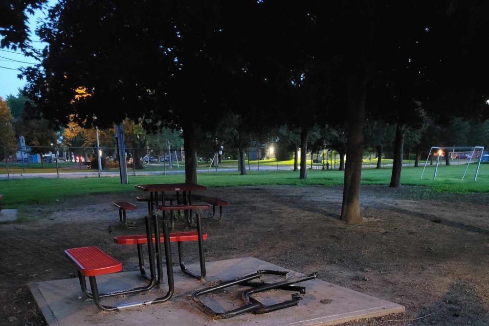 Du vandalisme gratuit à l'école William Latter - Le Journal de Chambly