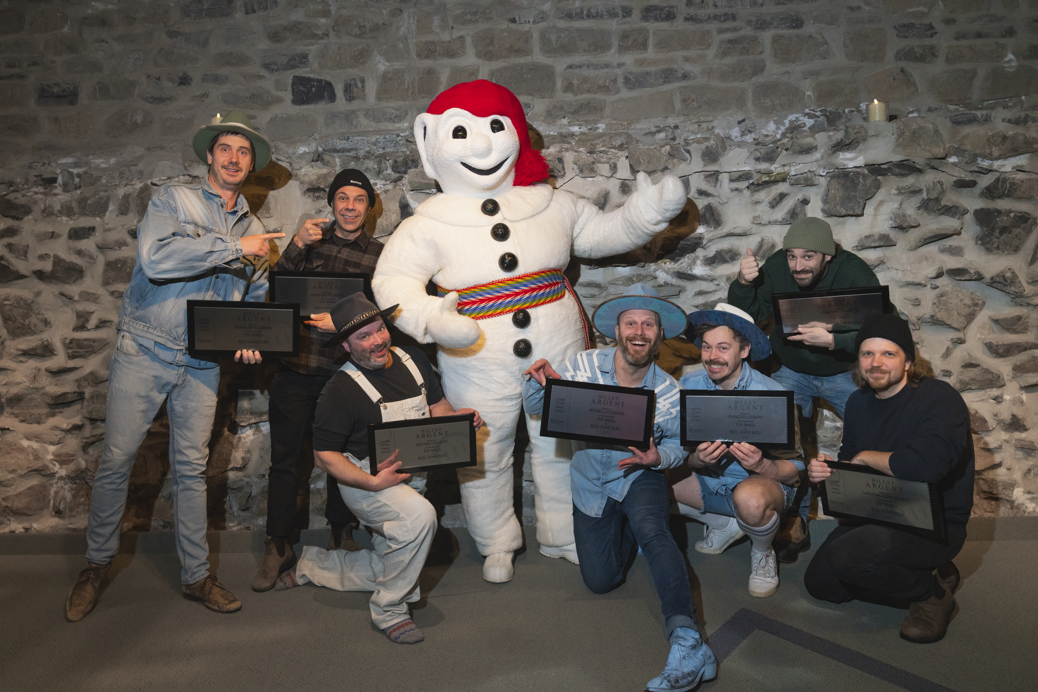 Du bleu argenté - Le Journal de Chambly