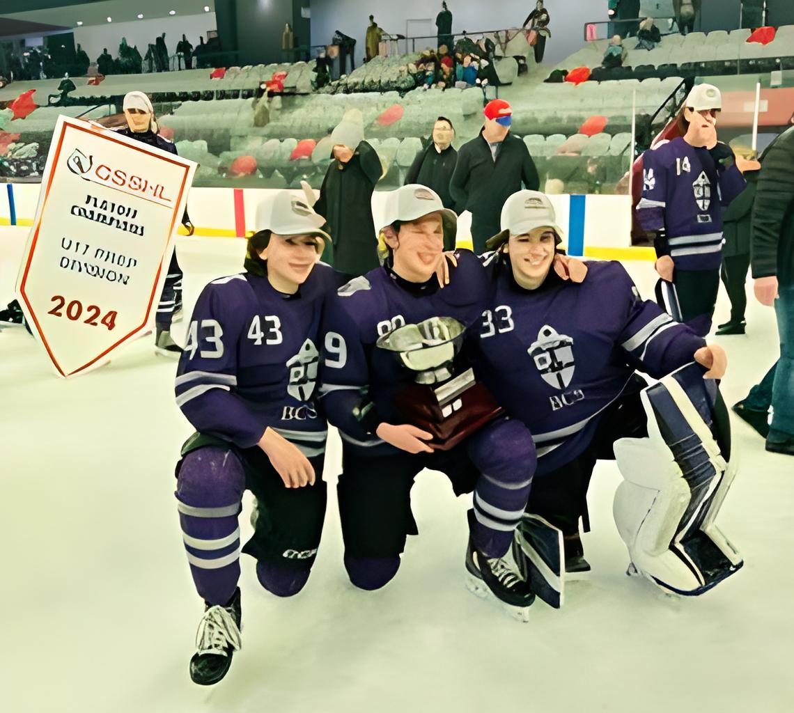 Hockey : Zachary trace sa route - Le Journal de Chambly