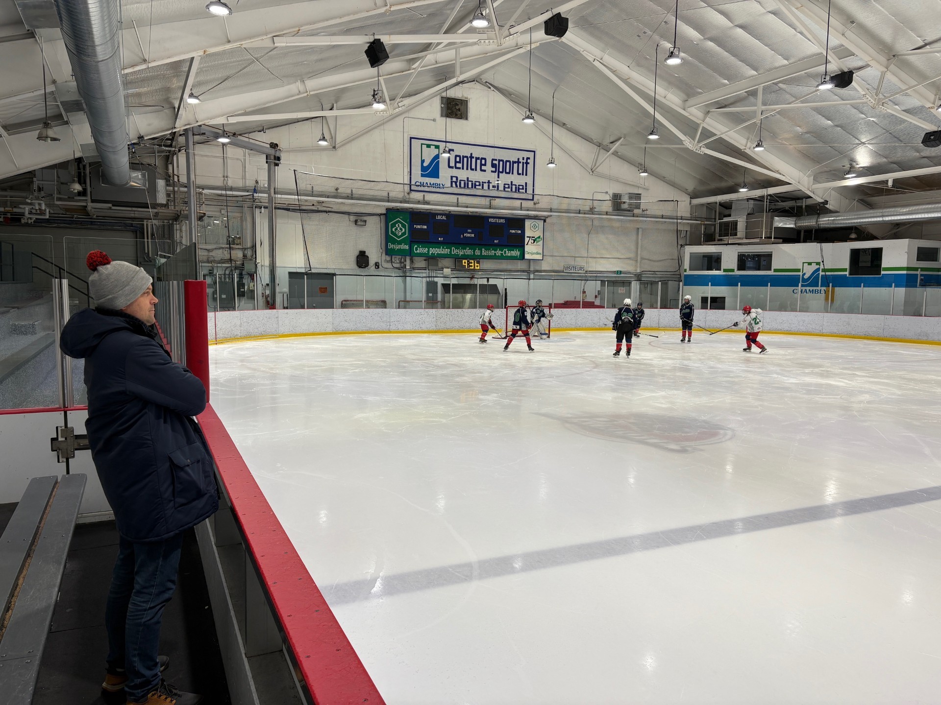 Chambly : De jeunes hockeyeurs français découvrent la ville - Le ...