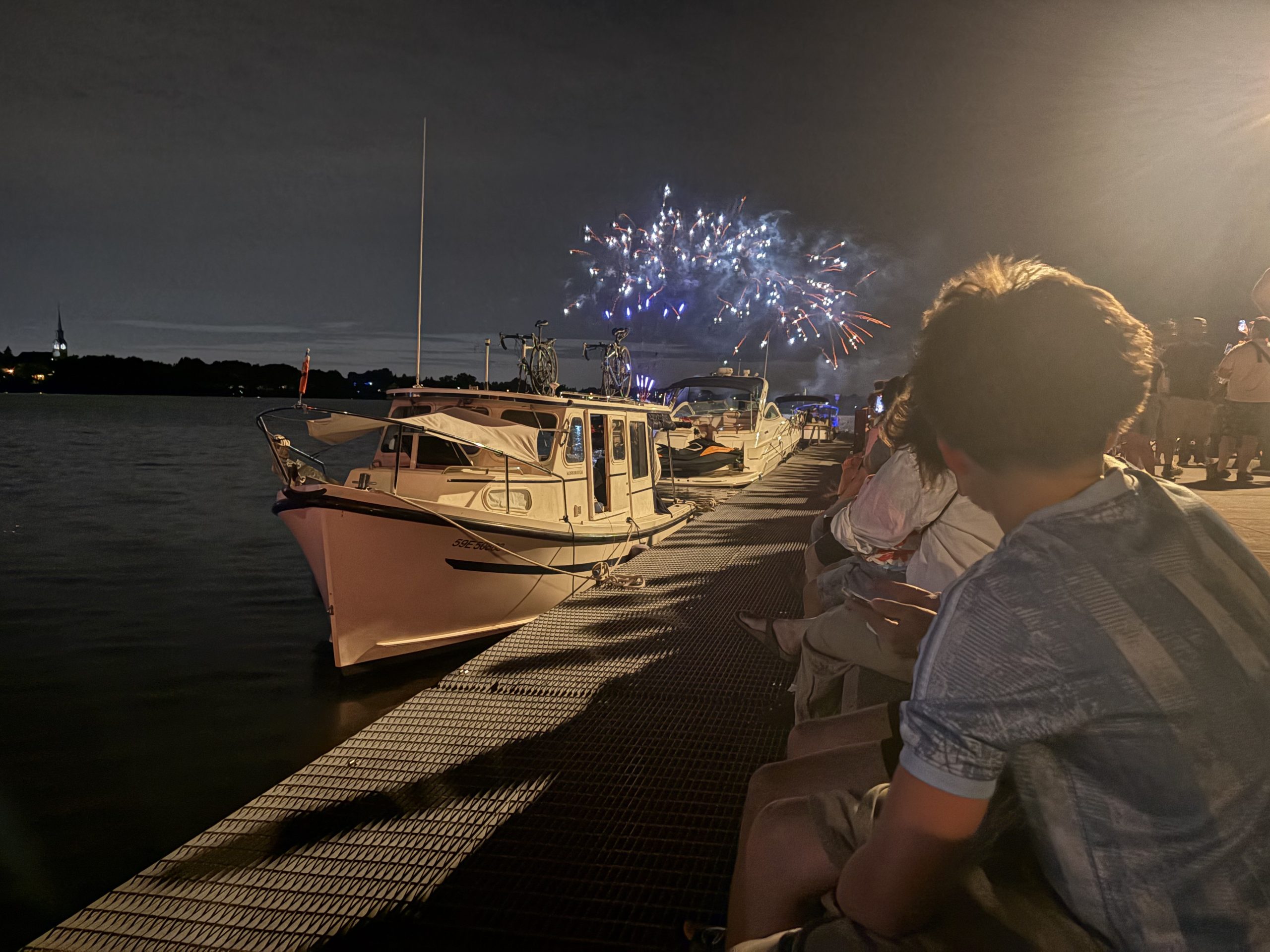 Chambly : Une Fête nationale sous la douceur du bassin - Le Journal de ...