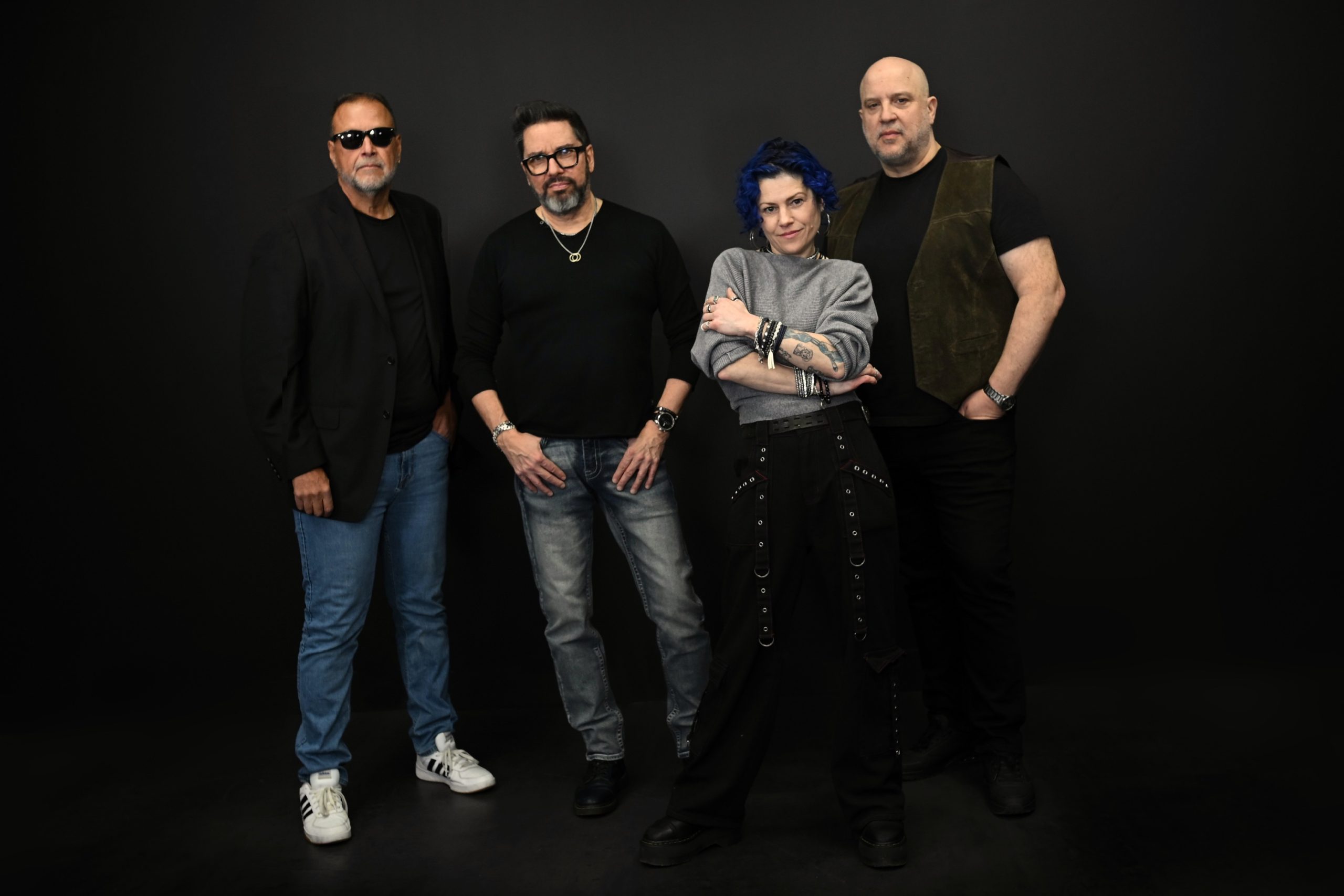 Chambly : l'album Cabrel en blues pour Izzo Blues Coalition - Le ...