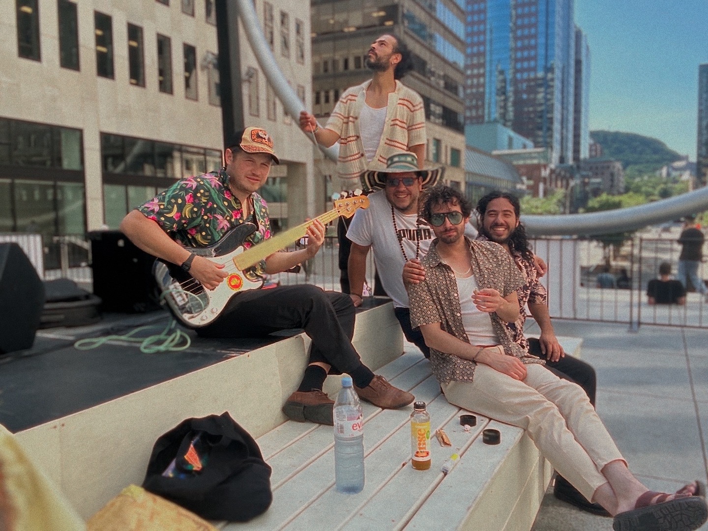 Carignan : Less Toches, quand le Sud s'invite au nord - Le Journal de ...